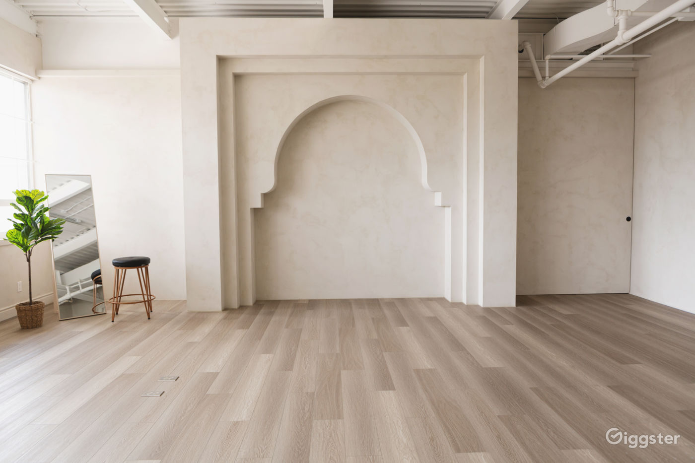 Event & Creative space in Toronto | Rent this location on Giggster