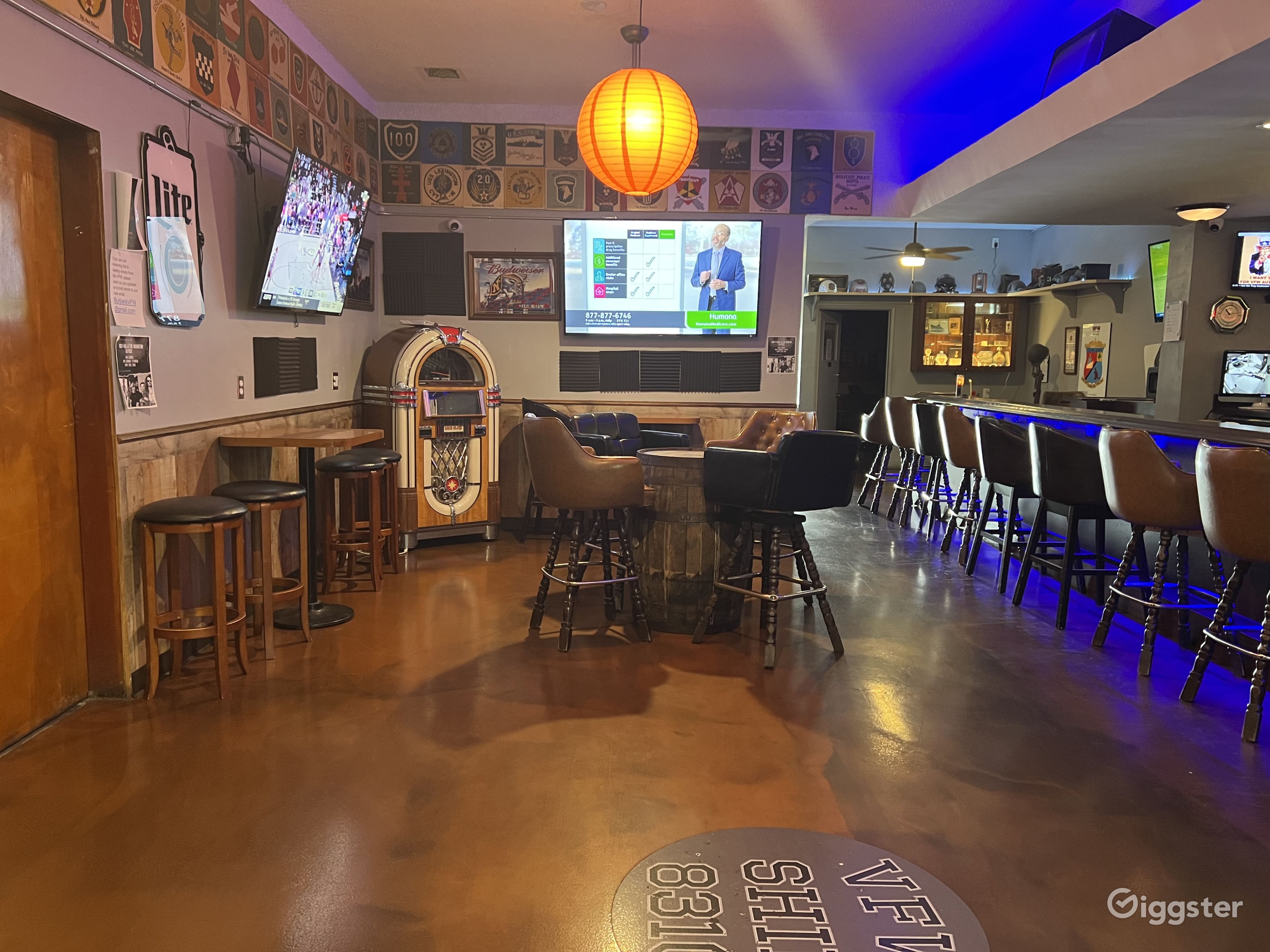 Large Hall With Bar & Kitchen | Rent this location on Giggster