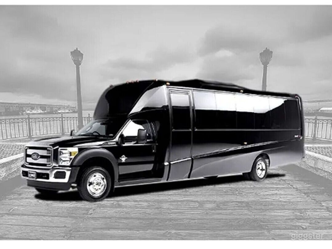 27 Passenger Shuttle Bus | Rent this location on Giggster