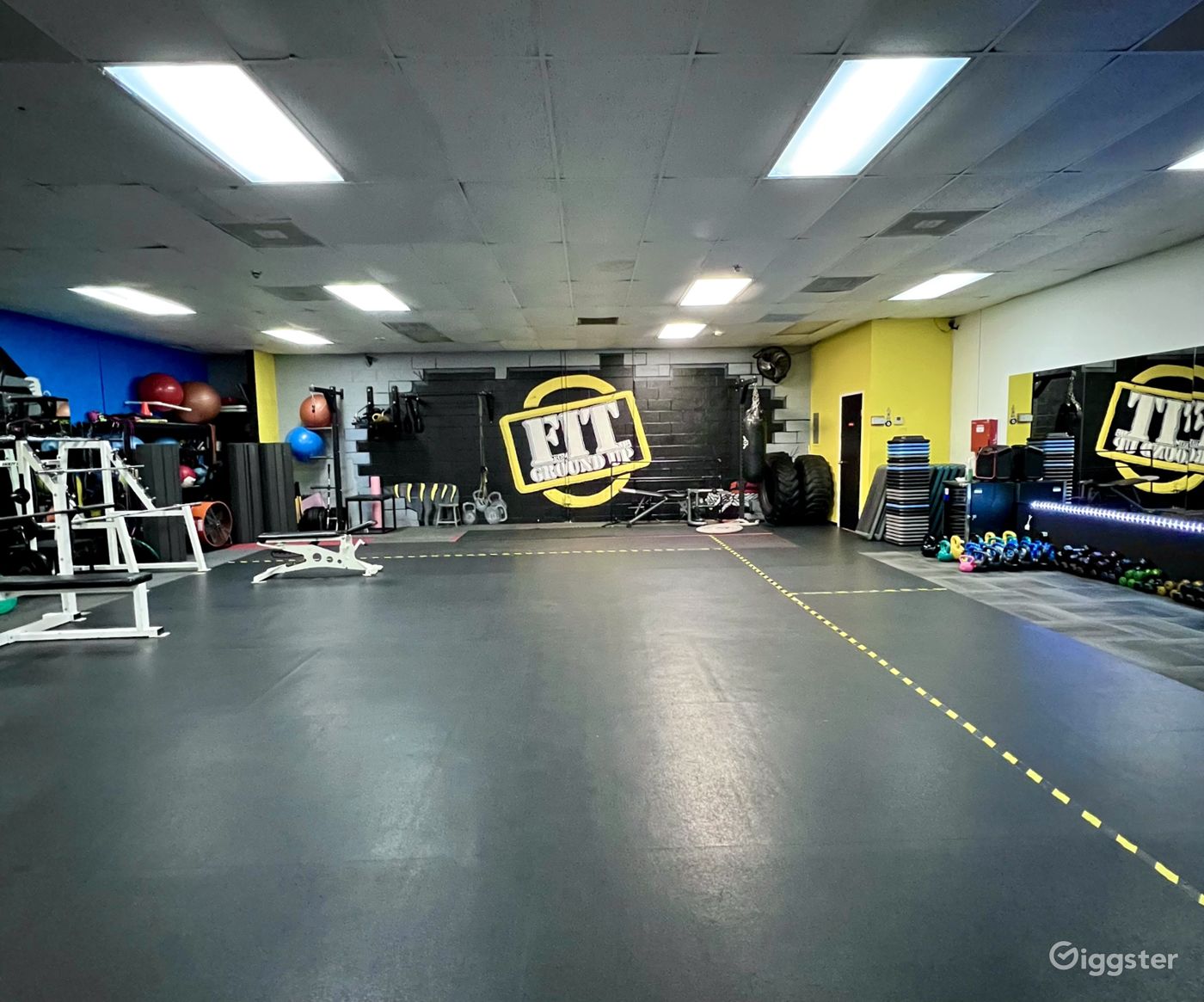 Fitness Studio/ Spacious/ Fully Equipped Gym in LA | Rent this location ...