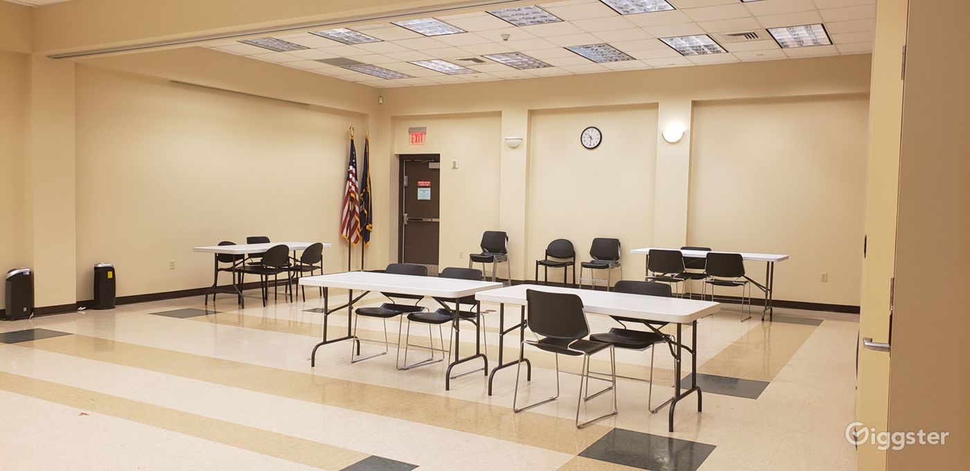 Spacious Library Meeting Room for 100 people in Baker Branch | Rent ...