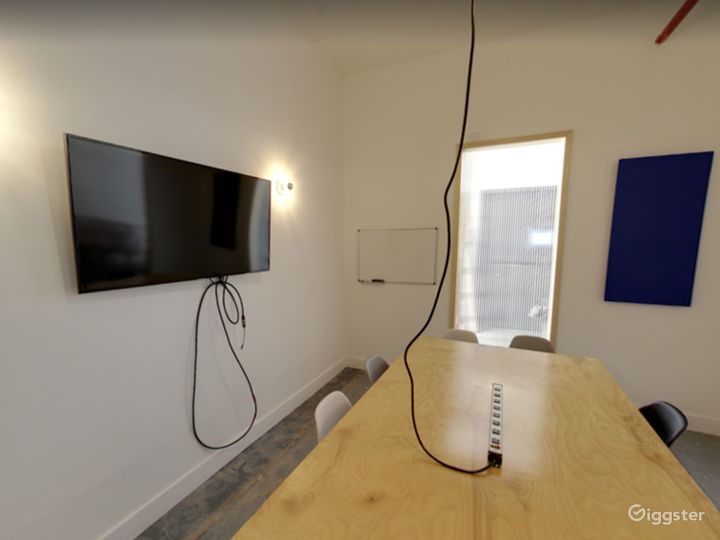 Cozy Meeting Space in Long Island | Rent this location on Giggster