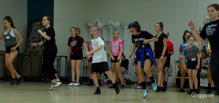 Amazing Dance Studio in Ferndale | Rent this location on Giggster