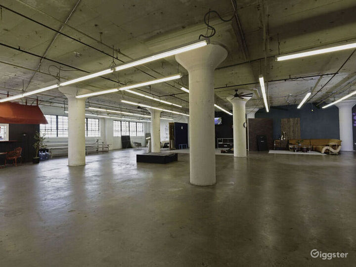 Spacious Multi-Set Studio in DTLA | Rent this location on Giggster