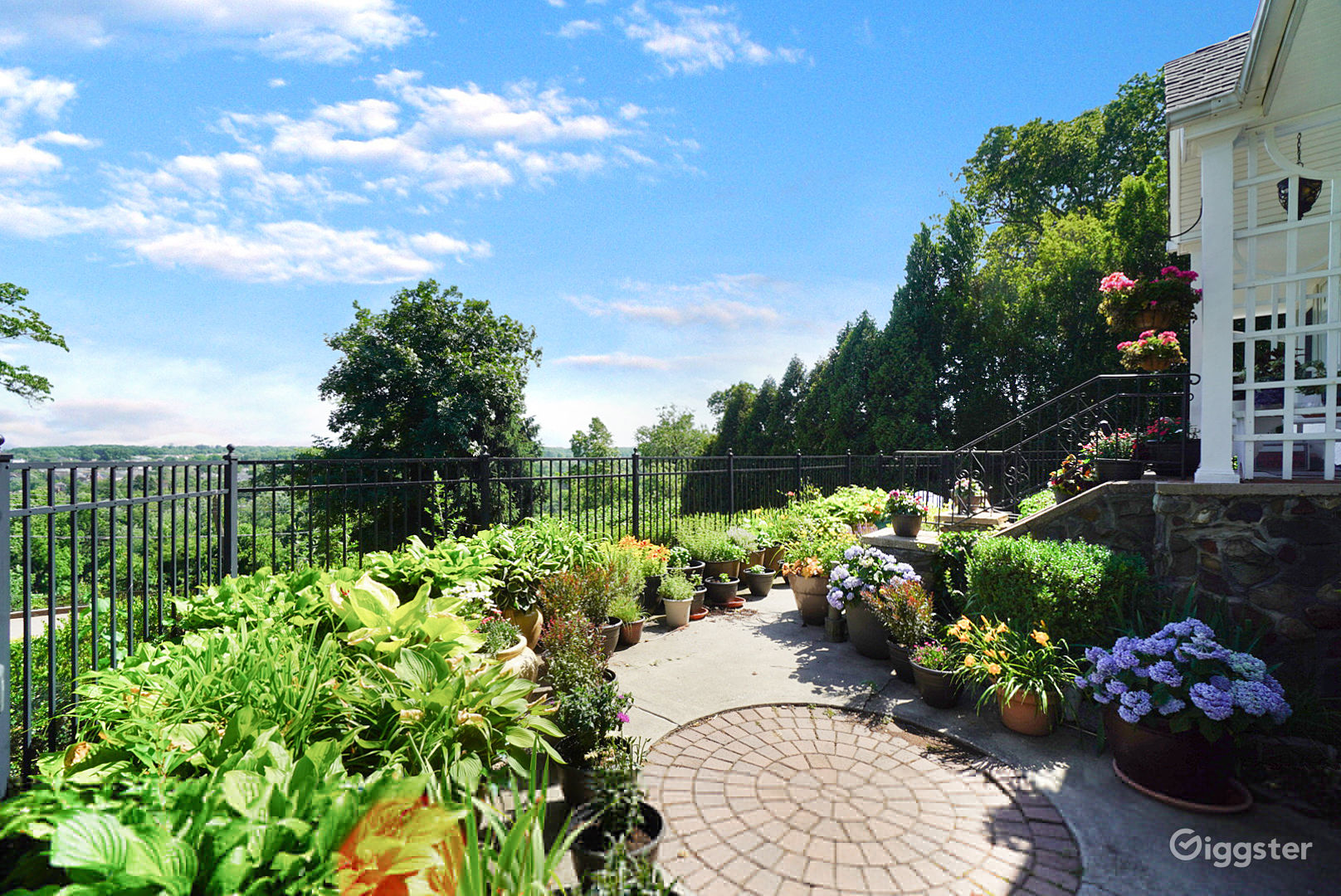 The Lighthouse Manor | Rent this location on Giggster