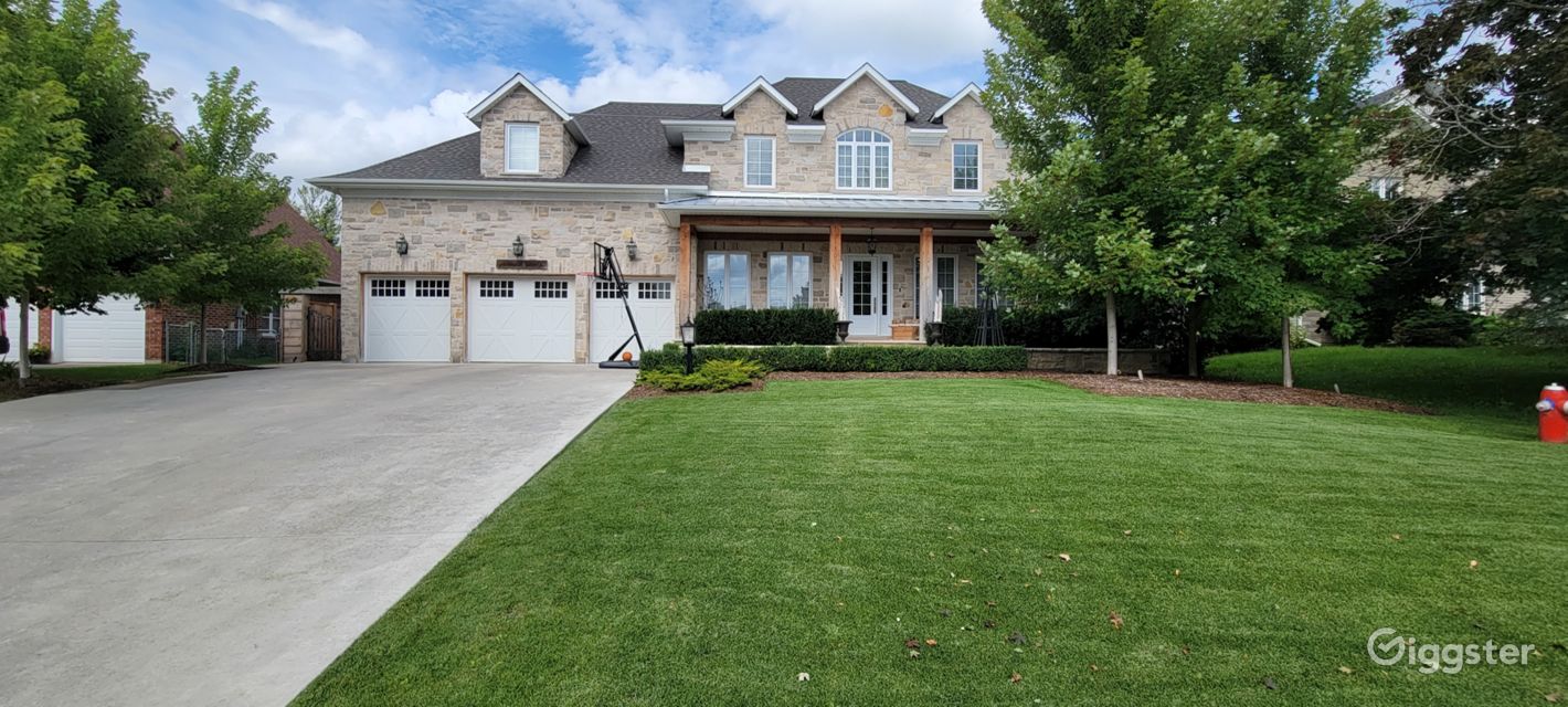 Open concept Rustic Sheik home | Rent this location on Giggster