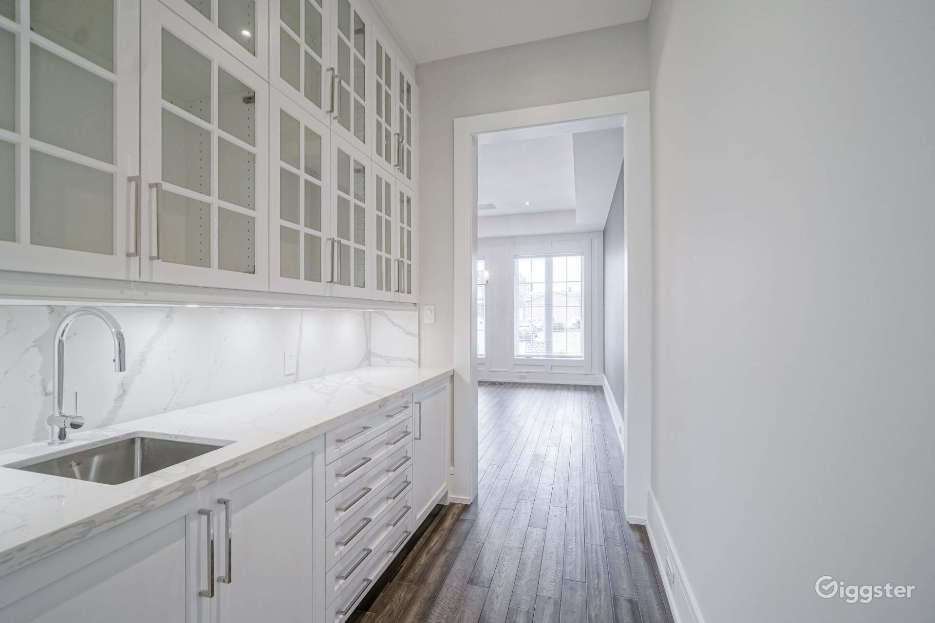 Open concept Rustic Sheik home | Rent this location on Giggster