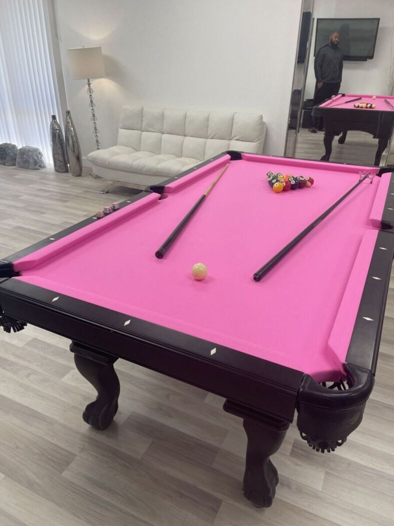 Glam Lobby Lounge & Photo Studio: Production/ Meetings | Rent this ...