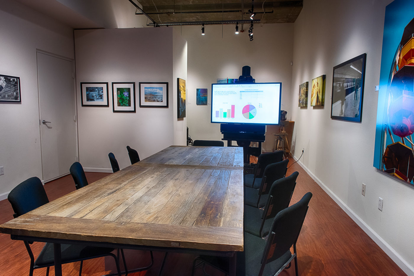 Art Gallery with Open Floor Plan | Rent this location on Giggster