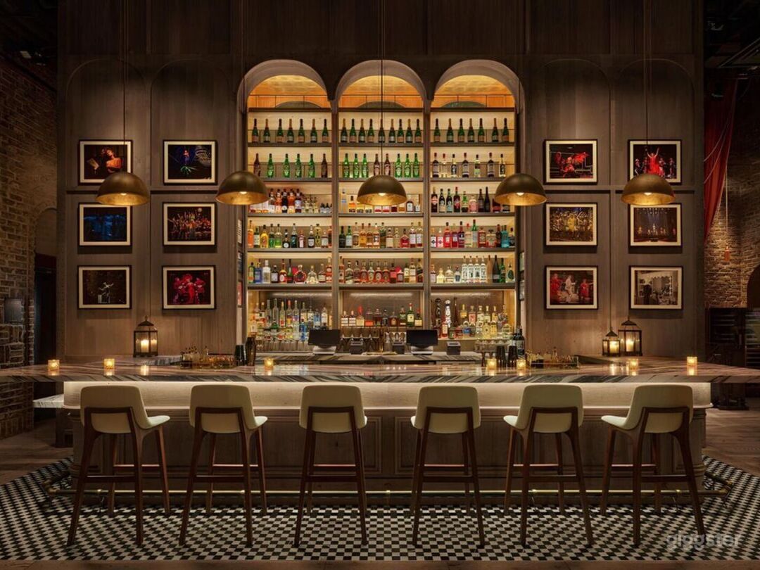 Sleek Classy Cocktail Lounge | Rent this location on Giggster