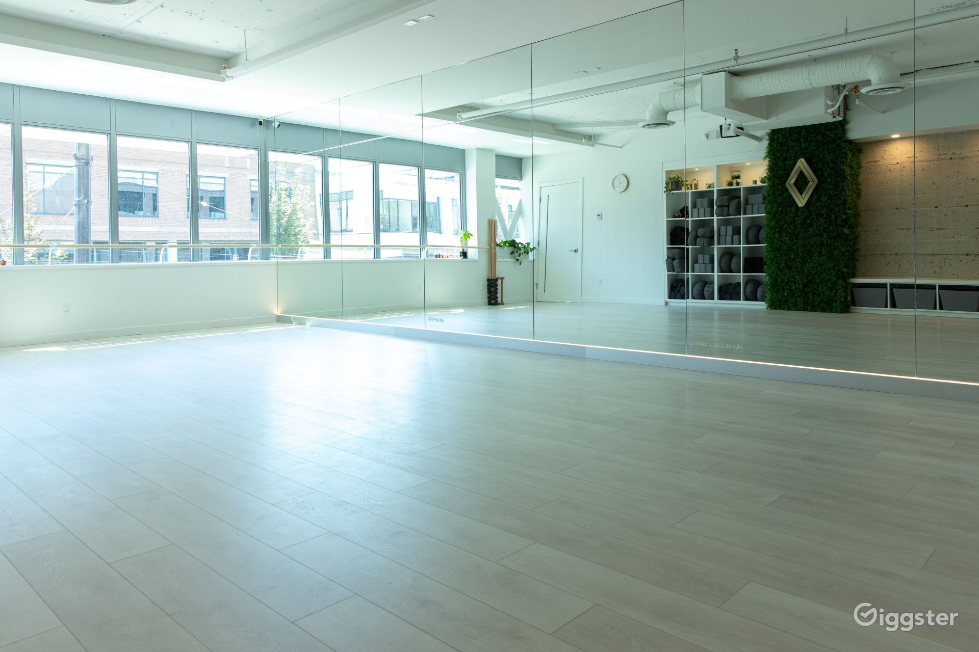 Beautiful Zen Yoga Fitness Studio | Rent this location on Giggster