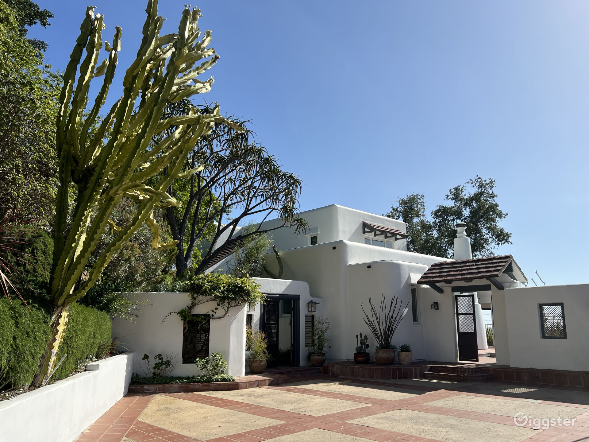 White Adobe w/ Pool & Views - Outdoors & HMU Room | Rent this location ...