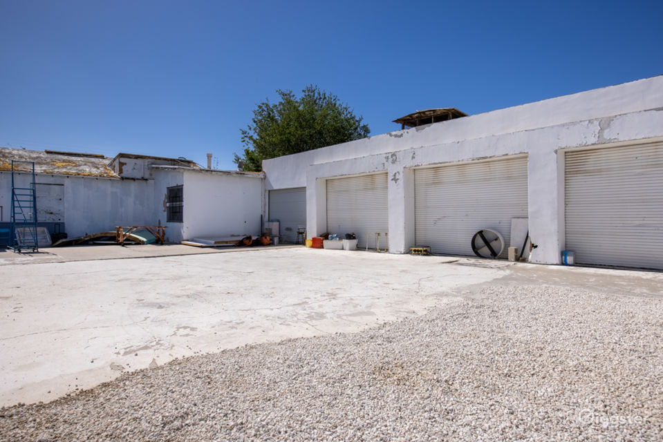 Desert Cyc | Rent this location on Giggster