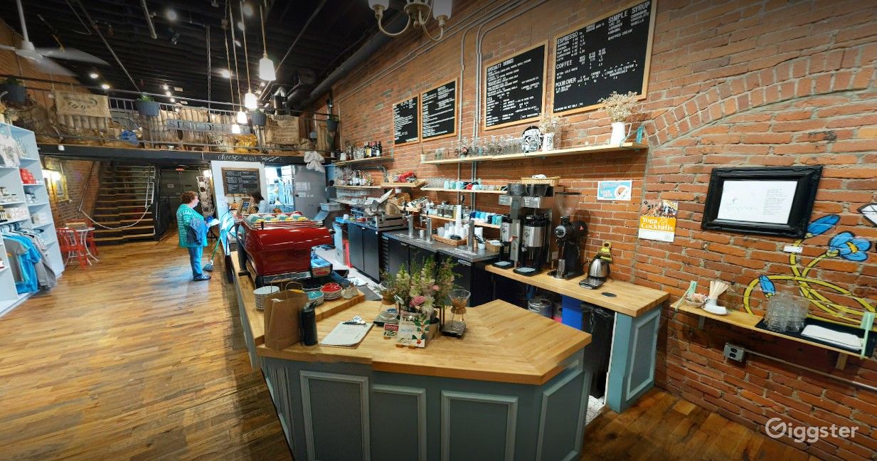 Classy Café with Exposed Brick in Pittsburgh | Rent this location on ...