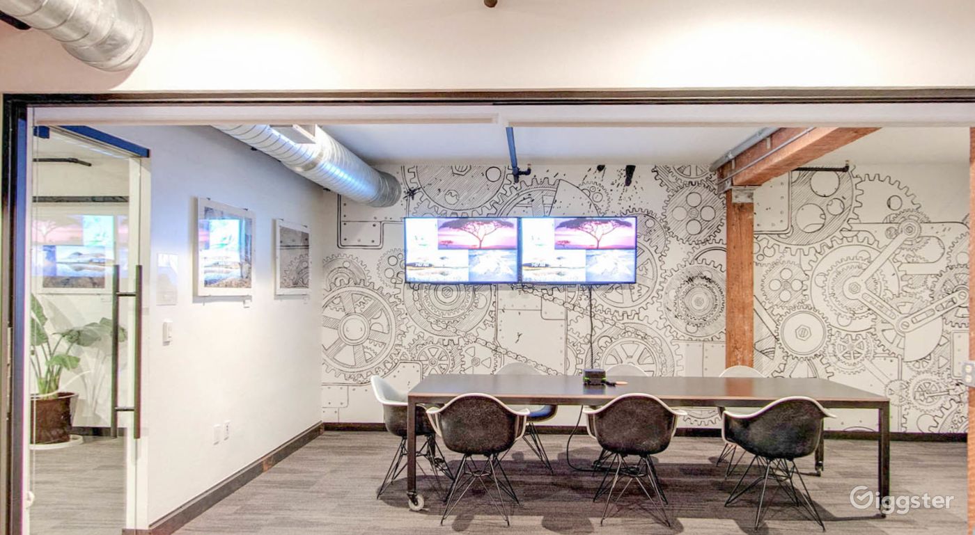 Tech Conference Room | Rent this location on Giggster