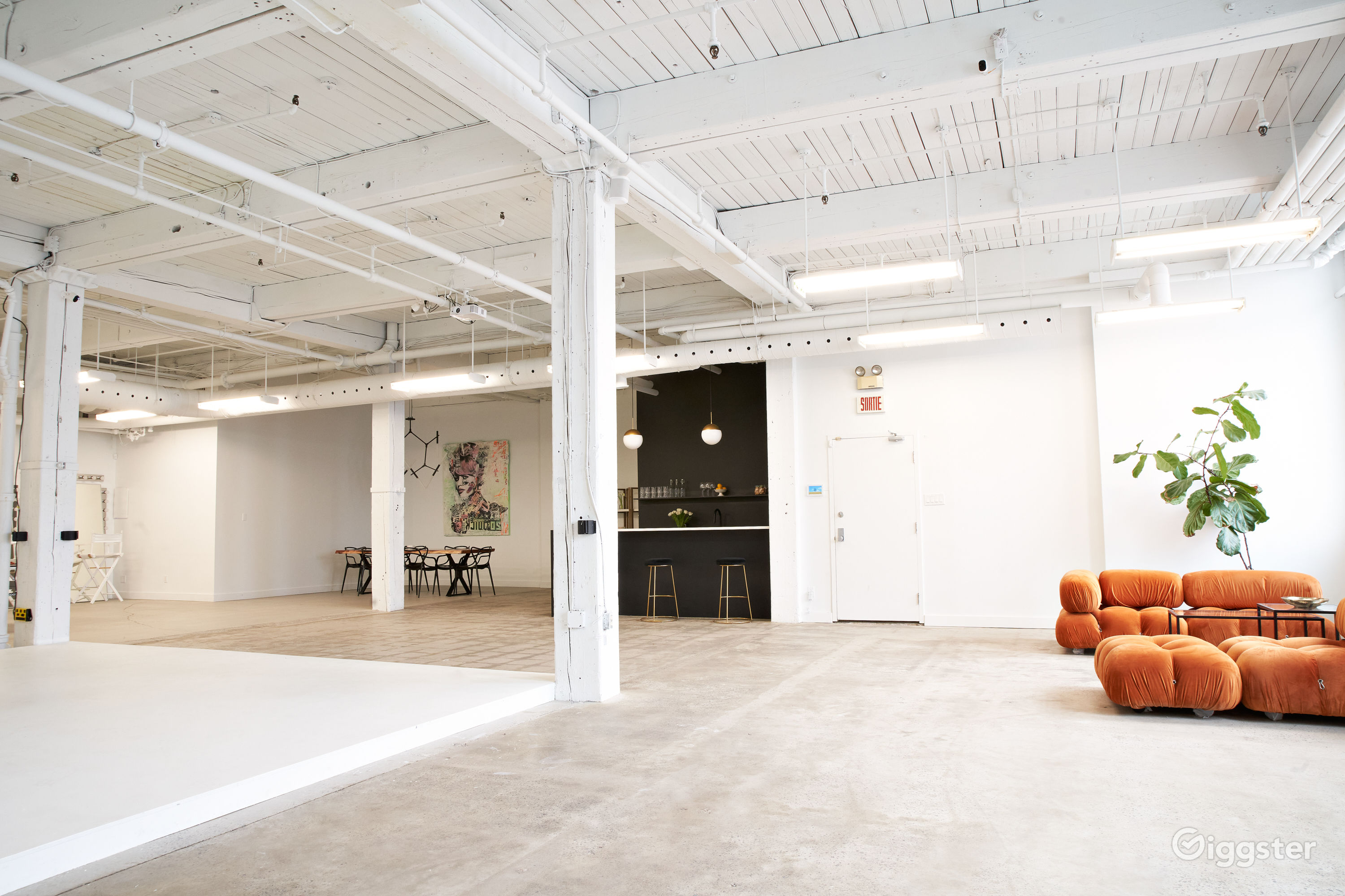 A unique 4000 sqft Event & Pop-Up Space and Studio | Rent this location ...