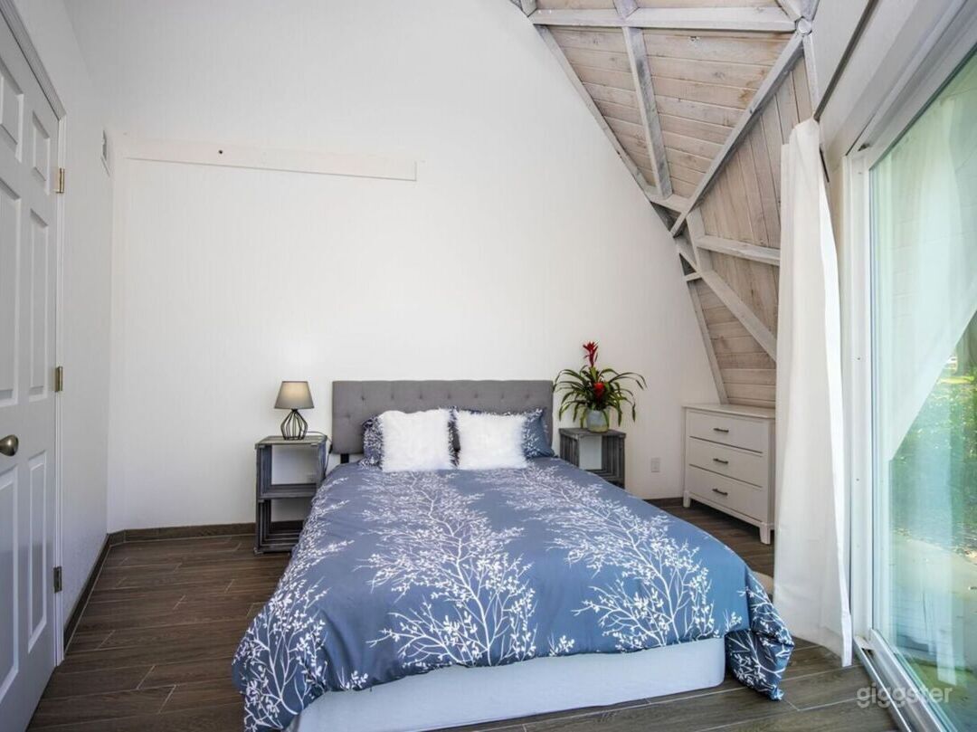 Paradise 03 - Lake Sumner | Rent this location on Giggster