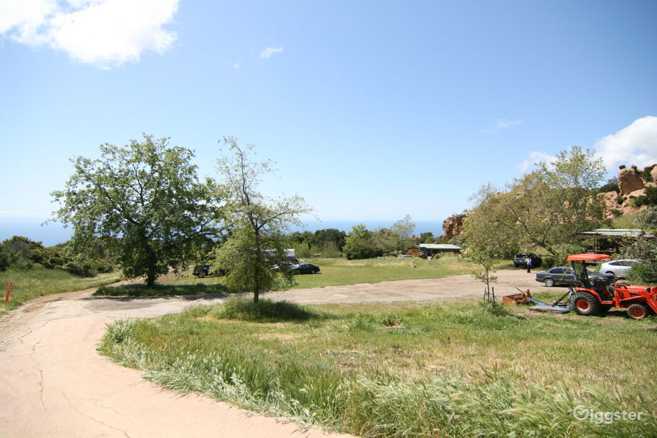 Ocean & Sky Ranch | Rent this location on Giggster