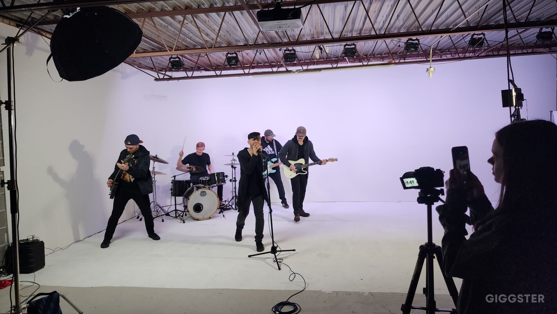 The BEST 10 Empty Warehouse spaces for rent near me | Giggster