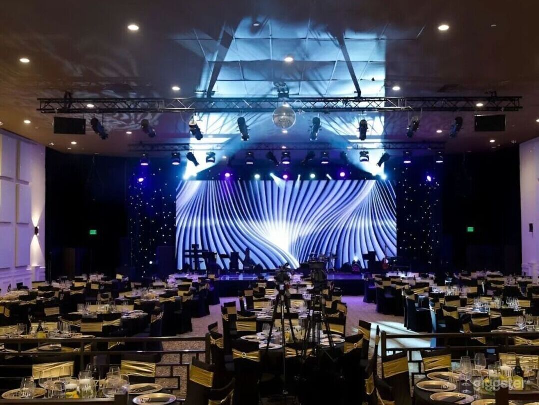Versatile Ballroom with Advanced AV & Catering Facilities | Rent this ...