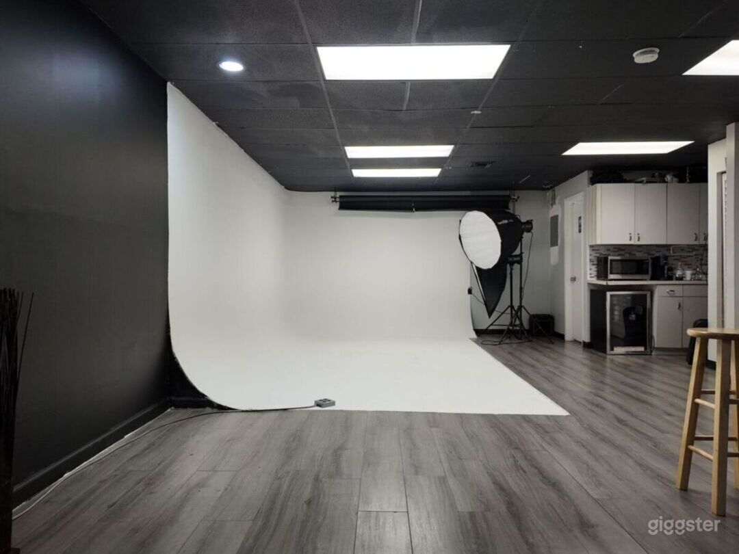 Film Studio in Fort Lauderdale | Professional Infinity Wall Studio ...