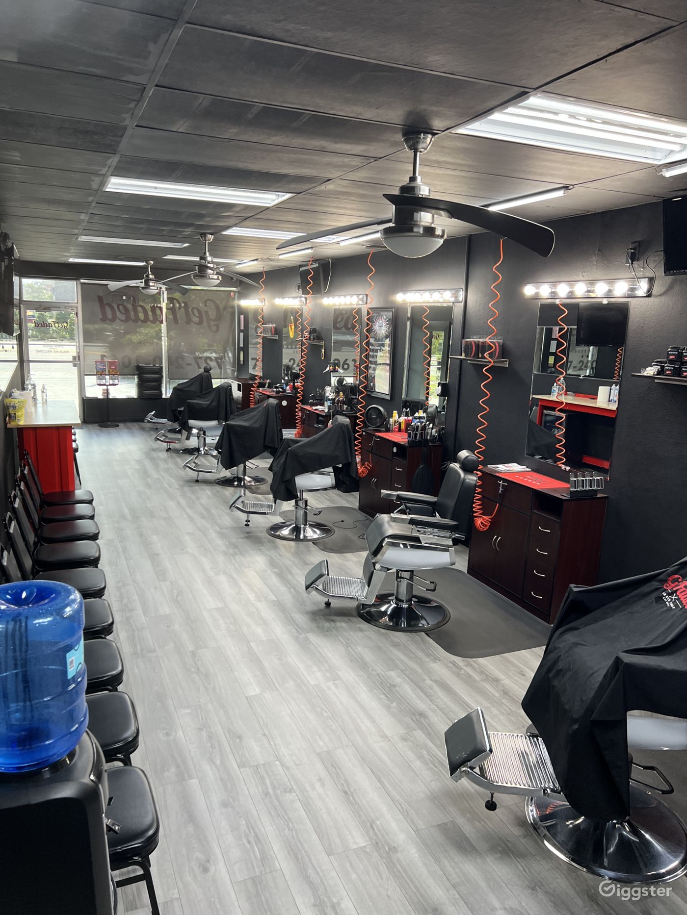 Modern BARBER SHOP | Rent this location on Giggster