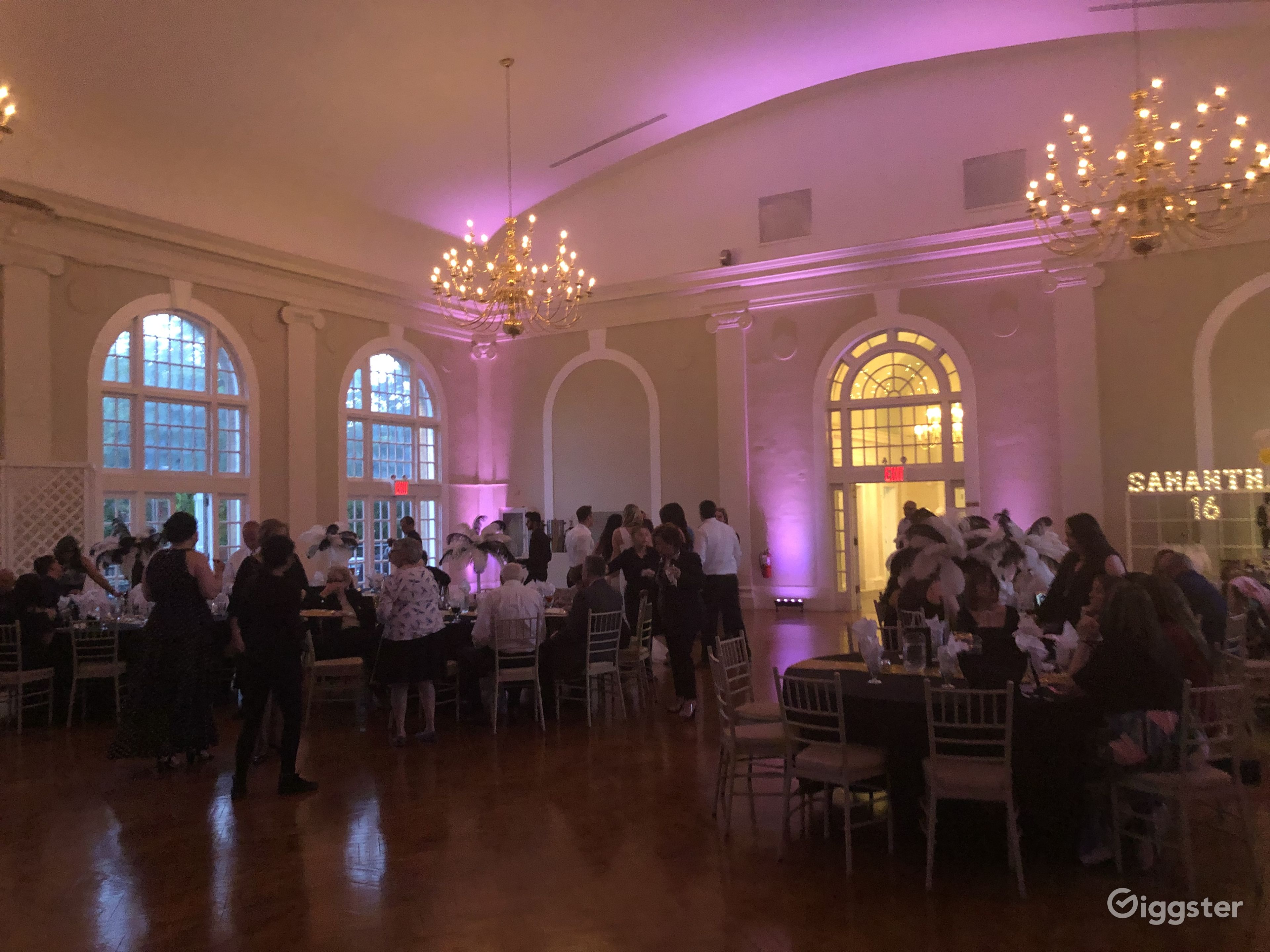 Colony Hall | Rent this location on Giggster