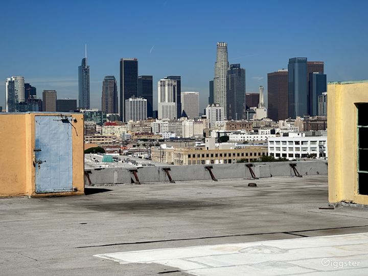 Massive Rooftop w/ Uninterrupted View of DTLA! | Rent this location on ...