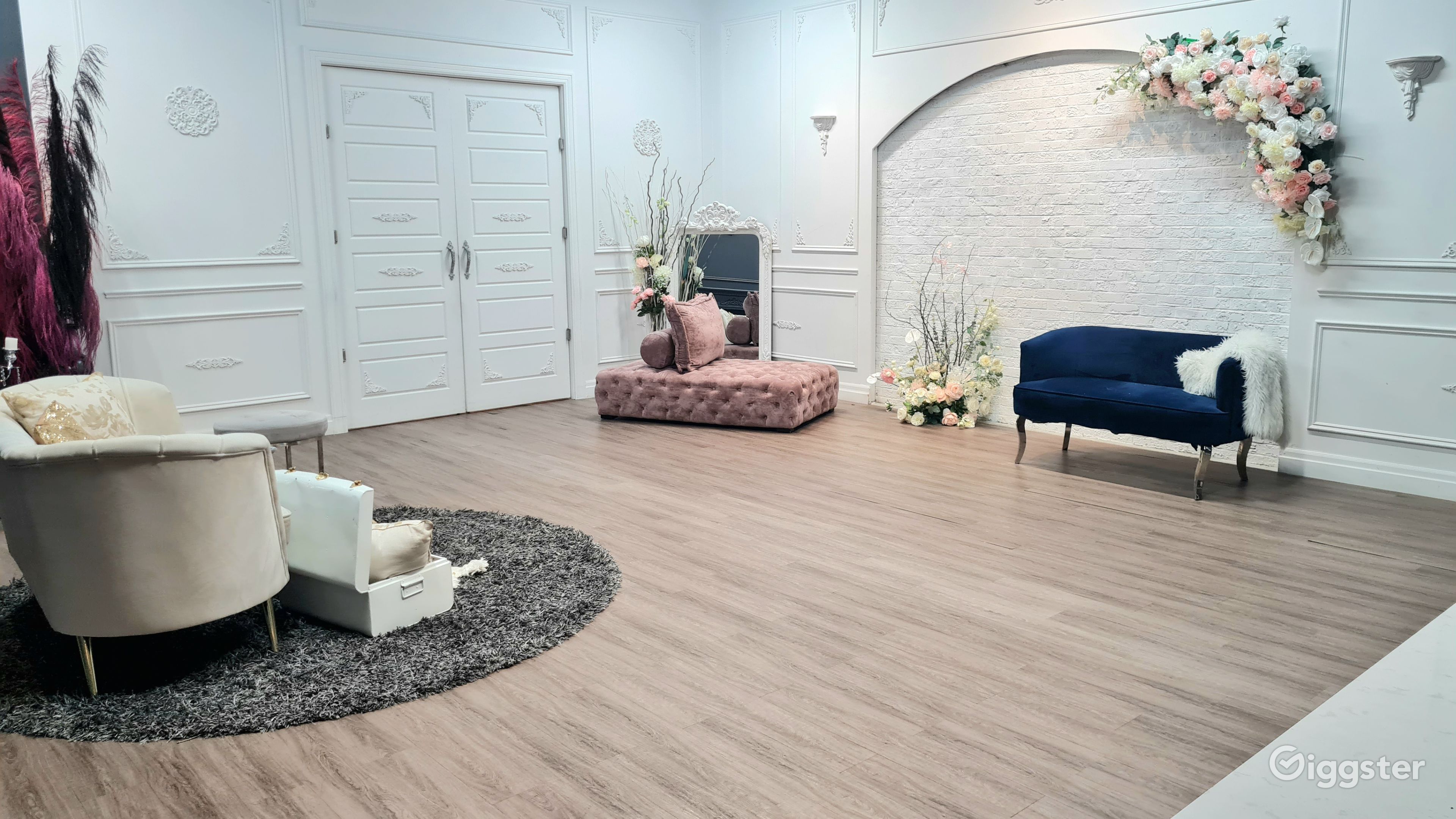 Opulence Studio Room | Rent this location on Giggster