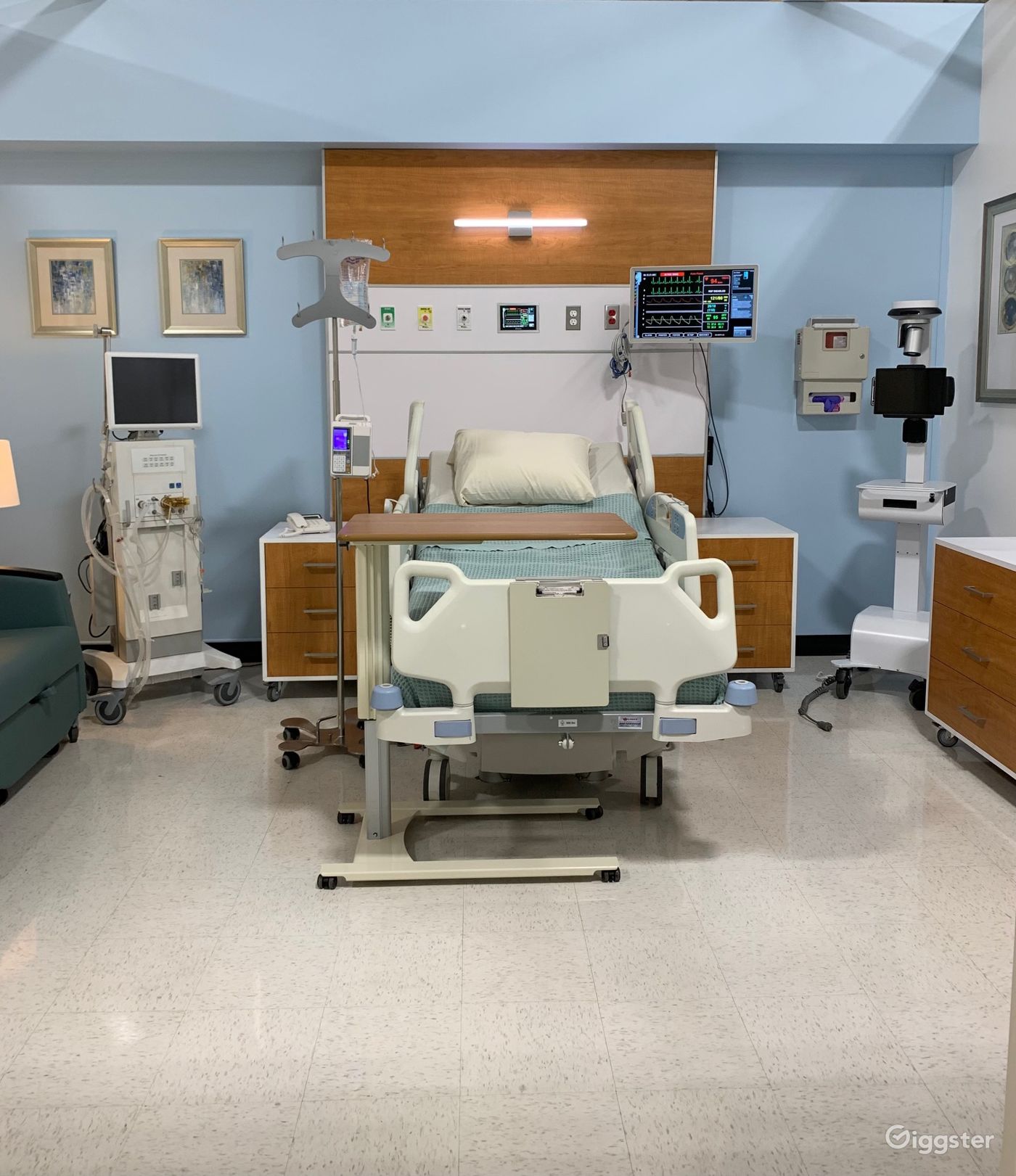 Hospital Set Dressed (dressing charged separately) | Rent this location ...