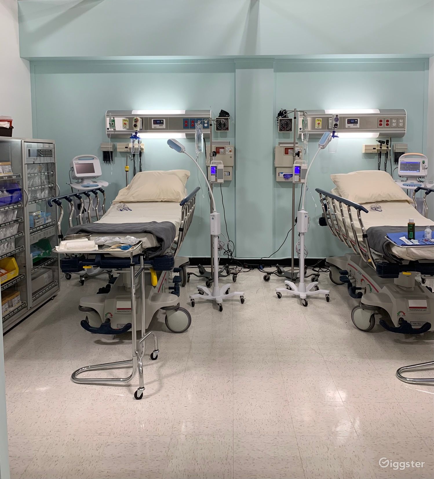 Hospital Set Dressed (dressing charged separately) | Rent this location ...