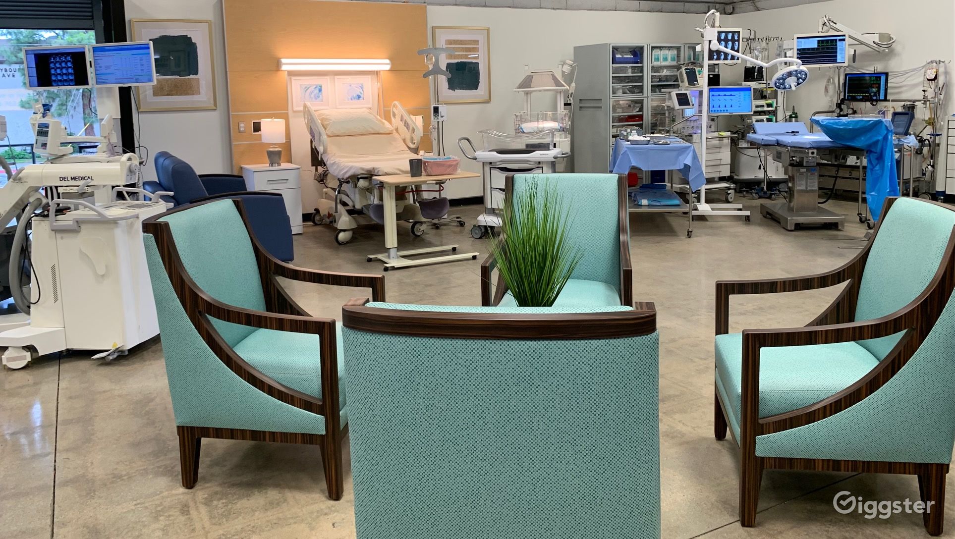 Hospital Set Dressed (dressing charged separately) | Rent this location ...