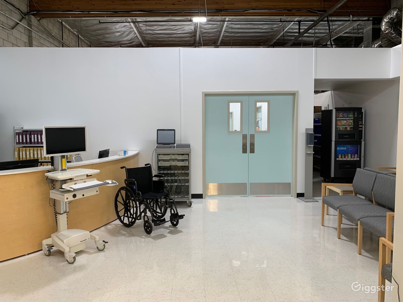 Hospital Set Dressed (dressing charged separately) | Rent this location ...
