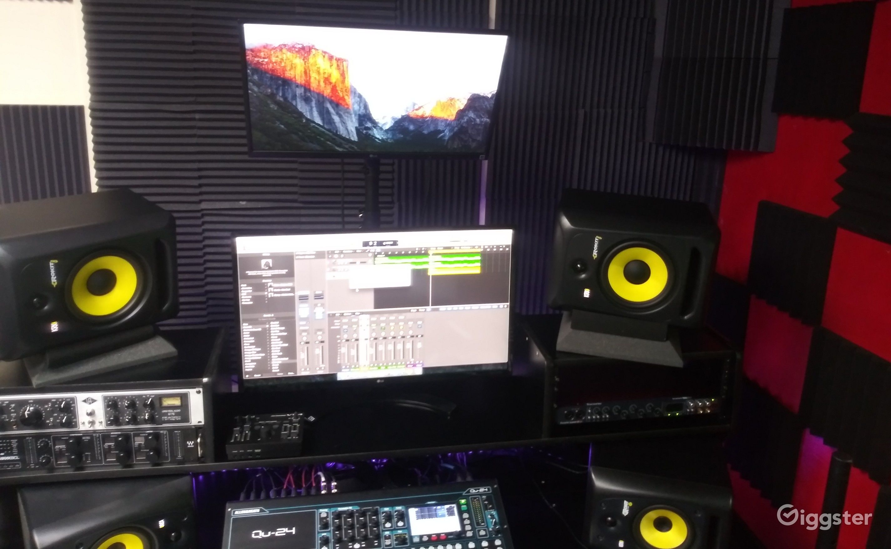 Green Screen\Photography Studio & Recording Studio | Rent this location ...