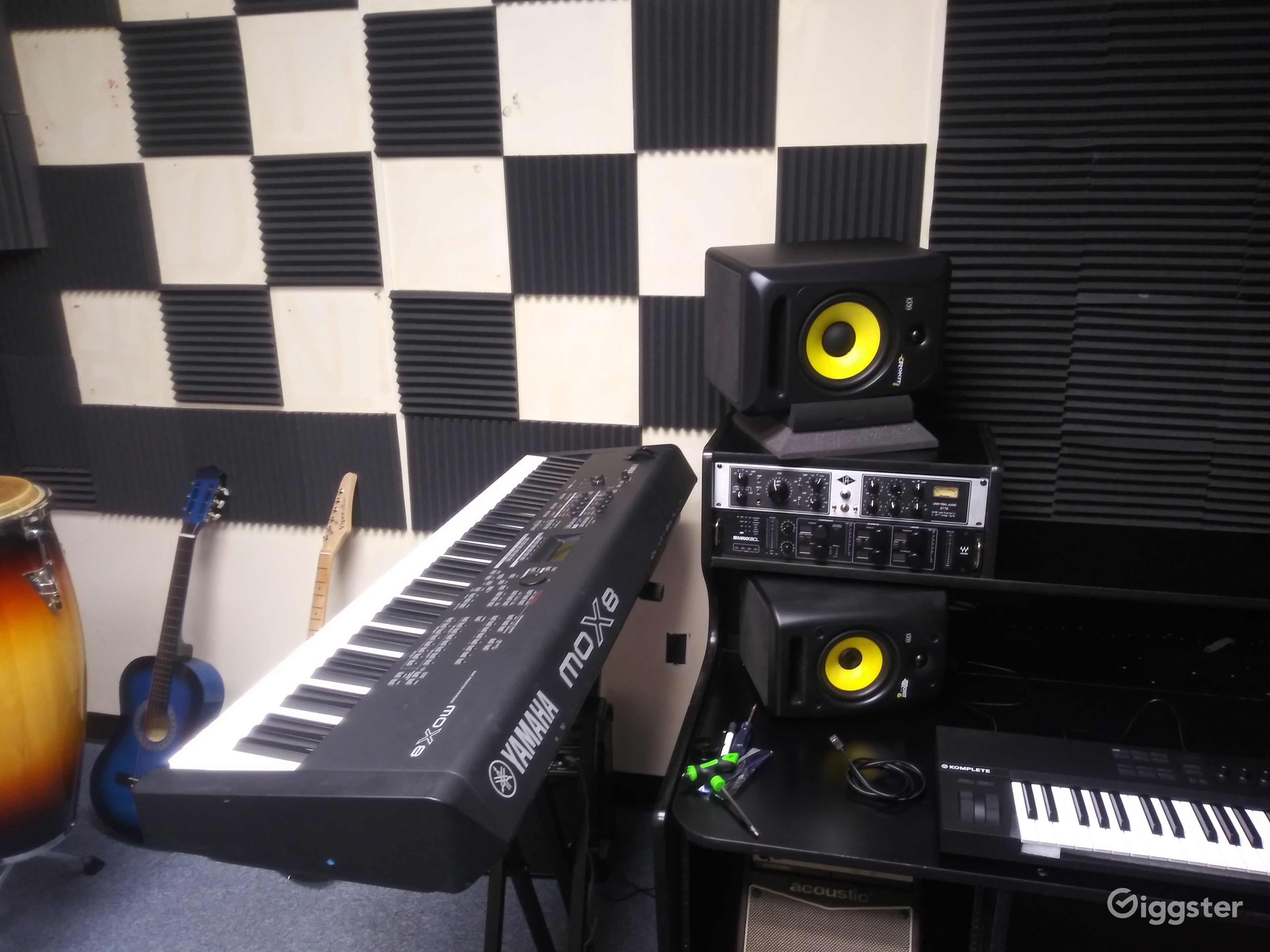 Green Screen\Photography Studio & Recording Studio | Rent this location ...