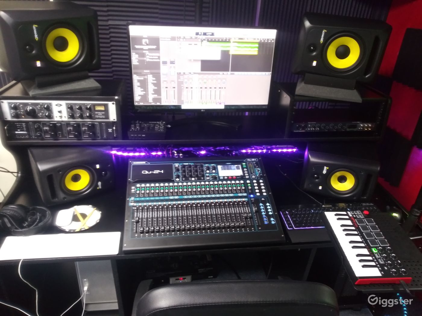 Green Screen\Photography Studio & Recording Studio | Rent this location ...