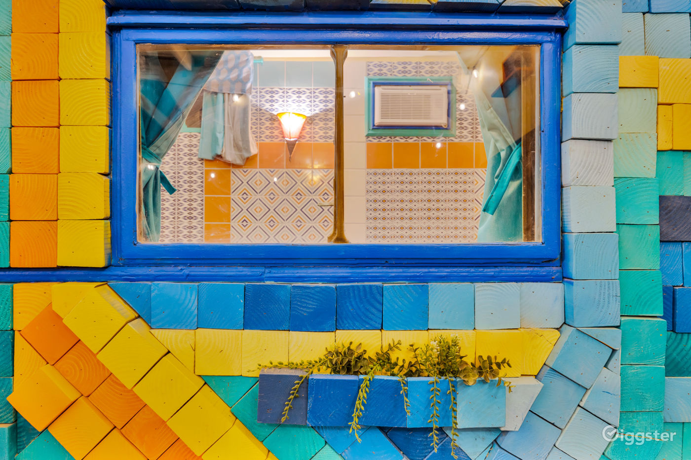 Artsy, unique, eccentric house by the Salton Sea | Rent this location ...