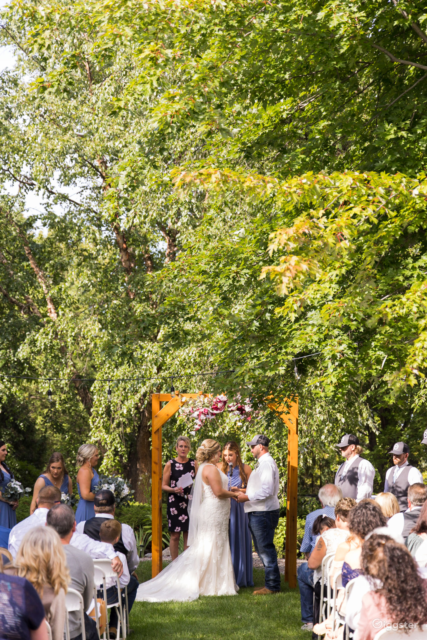 Outdoor Courtyard Space | Rent this location on Giggster