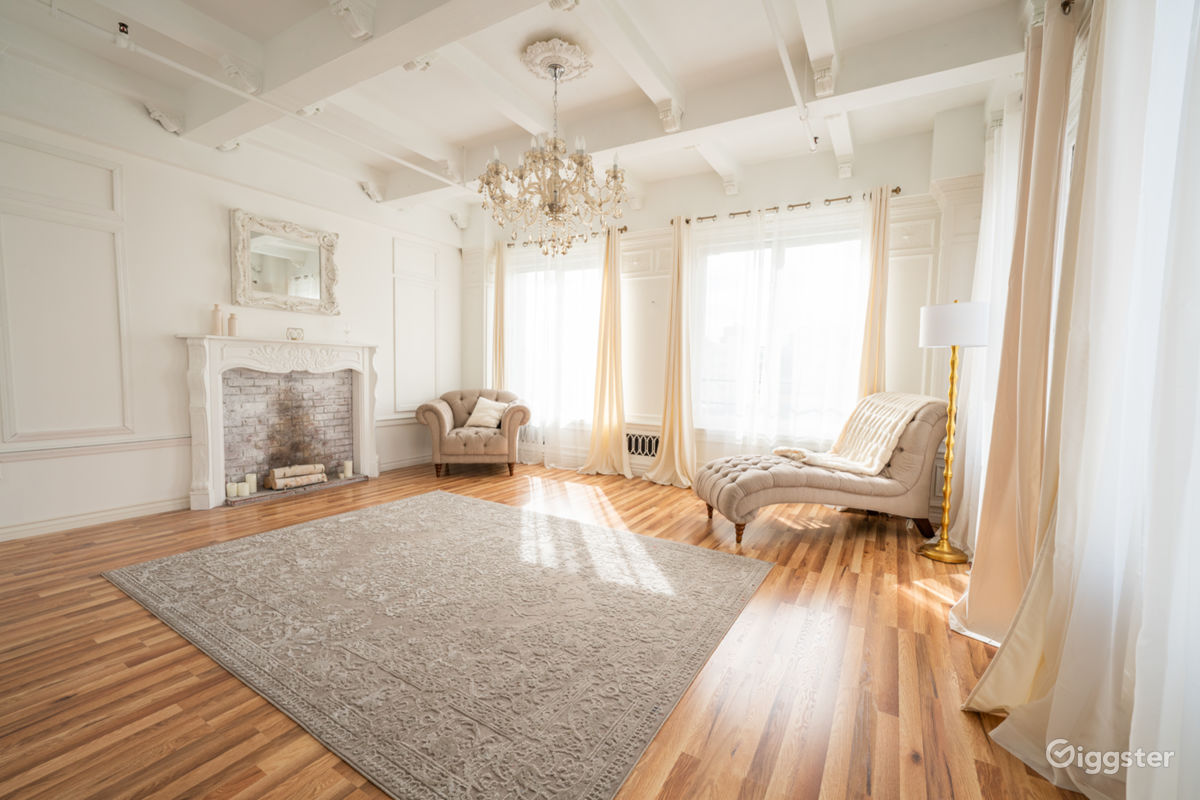 French Loft Studio in Los Angeles | Rent this location on Giggster