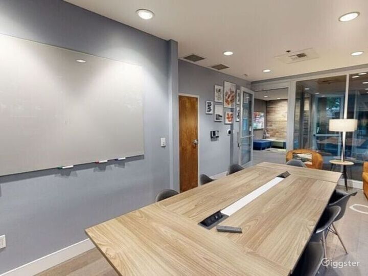 Trendy Conference Room in University District | Rent this location on ...