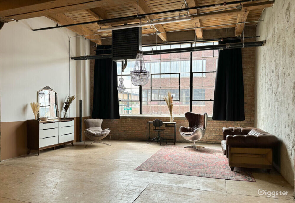Loft Spotlights & Neon space | Rent this location on Giggster