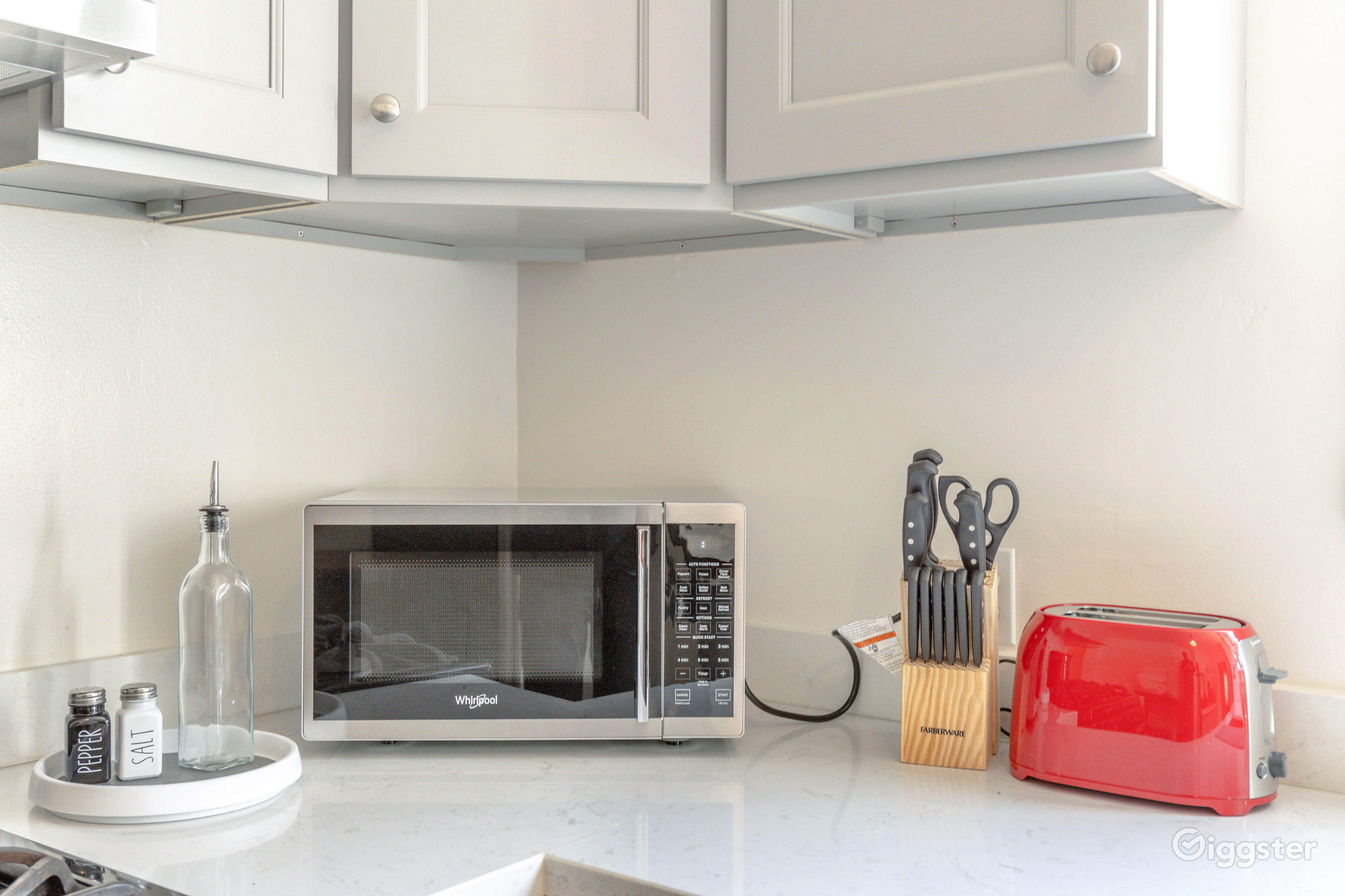 Swanky Edwardian Duplex with a Charming Cottage | Rent this location on ...