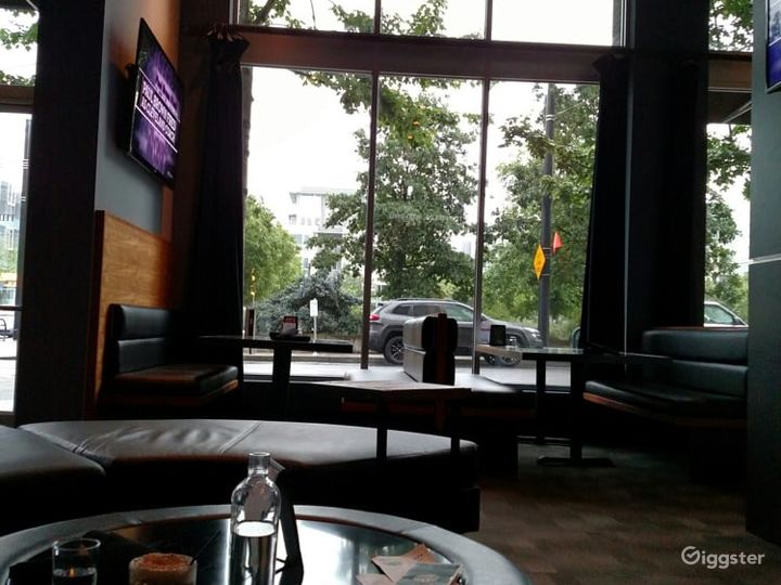 High-End Luxury Sports Bar | Rent this location on Giggster