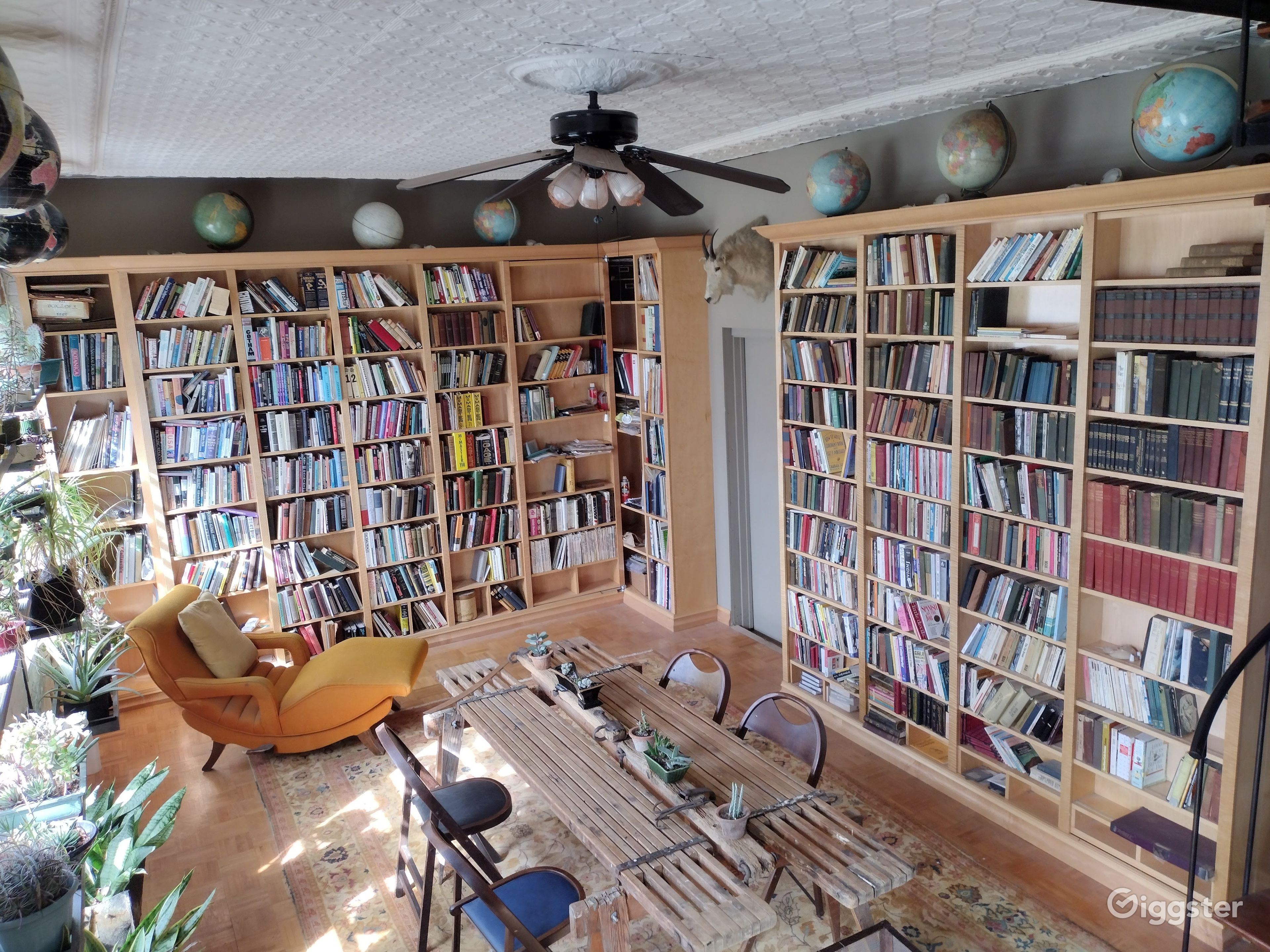 Williamsburg Library in a 1920's Warehouse | Rent this location on Giggster