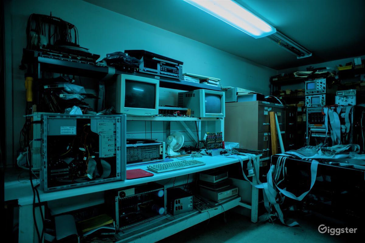 Aging Retro 1980s Electronics Laboratory | Rent this location on Giggster