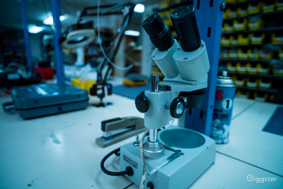 Aging Retro 1980s Electronics Laboratory | Rent this location on Giggster
