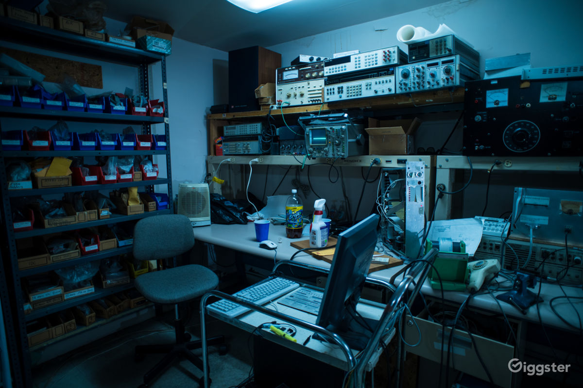 Aging Retro 1980s Electronics Laboratory | Rent this location on Giggster