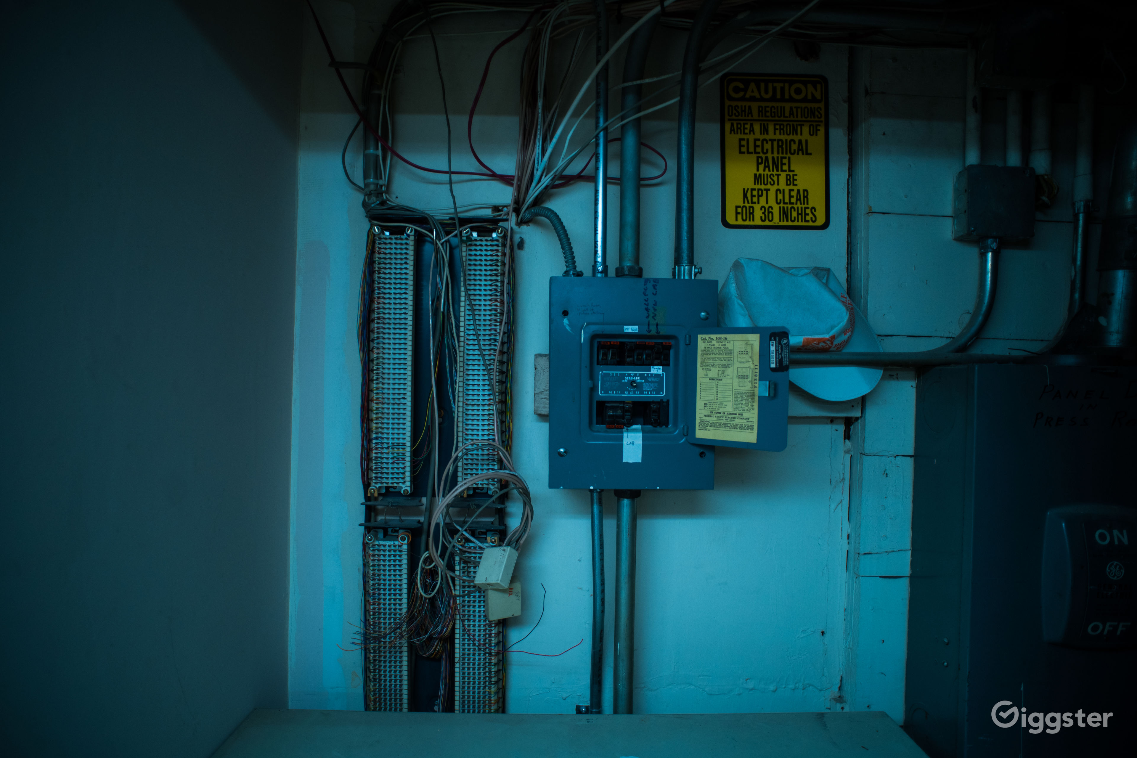 Ageing Retro 1980s Electronics Laboratory | Rent this location on Giggster