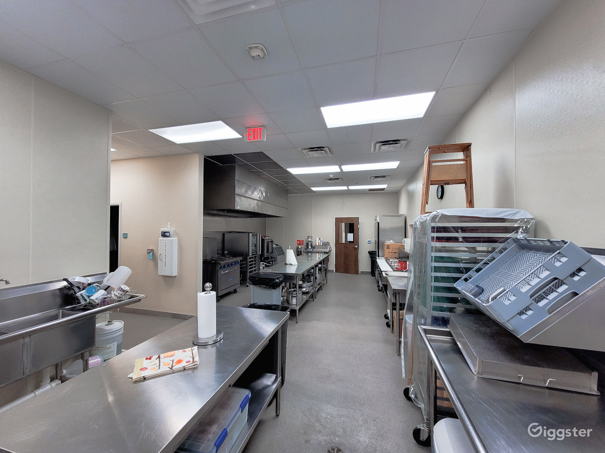 North Metro Atlanta Church on 7 Acres | Rent this location on Giggster