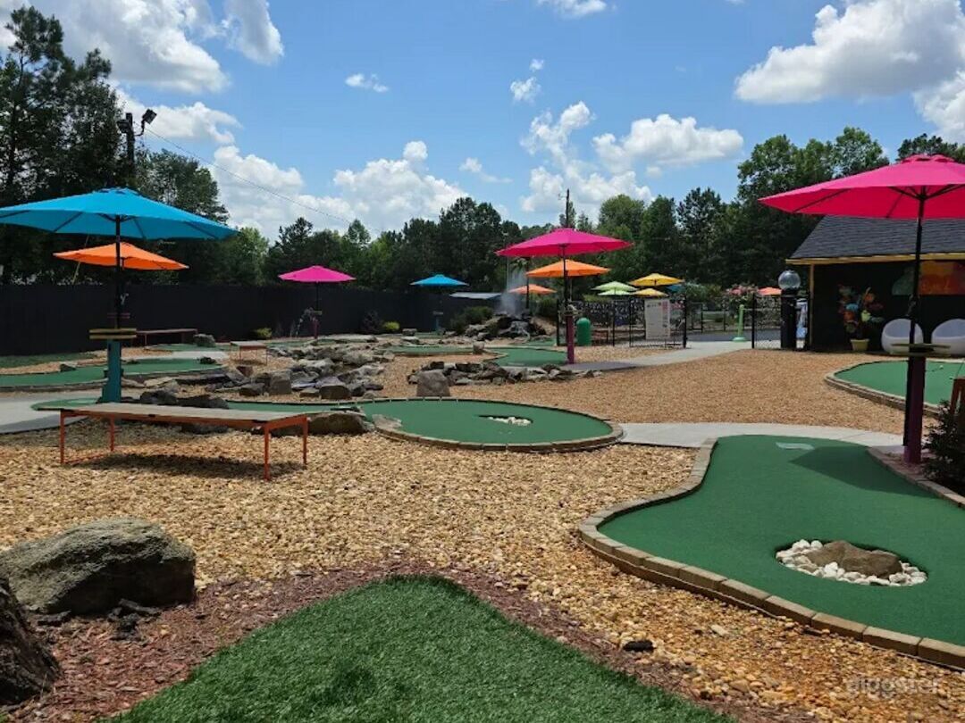 Mini-Golf and Axe Throwing Meets Major Fun | Rent this location on Giggster